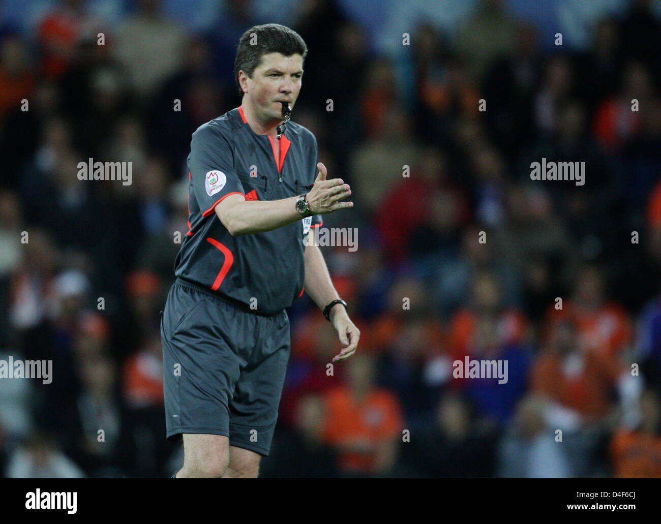 Referee herbert fandel hi-res stock photography and images - Alamy
