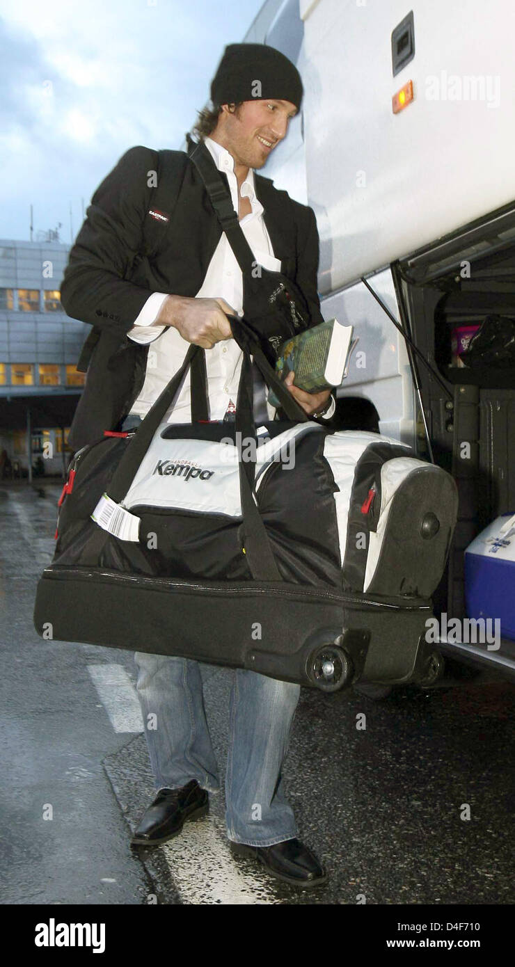 German international handball player Torsten Jansen of Hamburg arrives ...