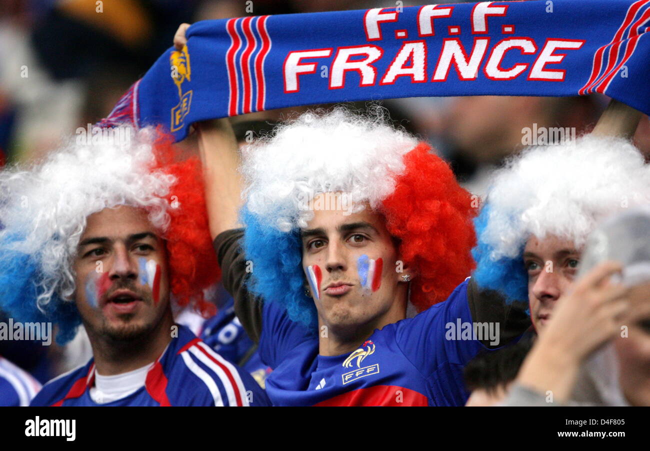 Supporter of France cheer for their team prior to the UEFA EURO 2008 ...