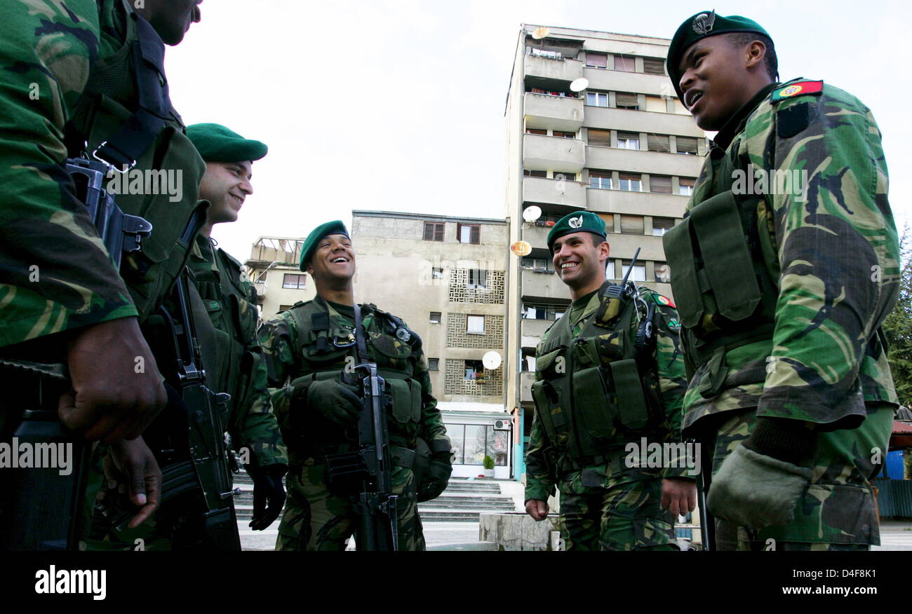 Portuguese Soldiers High Resolution Stock Photography and Images - Alamy