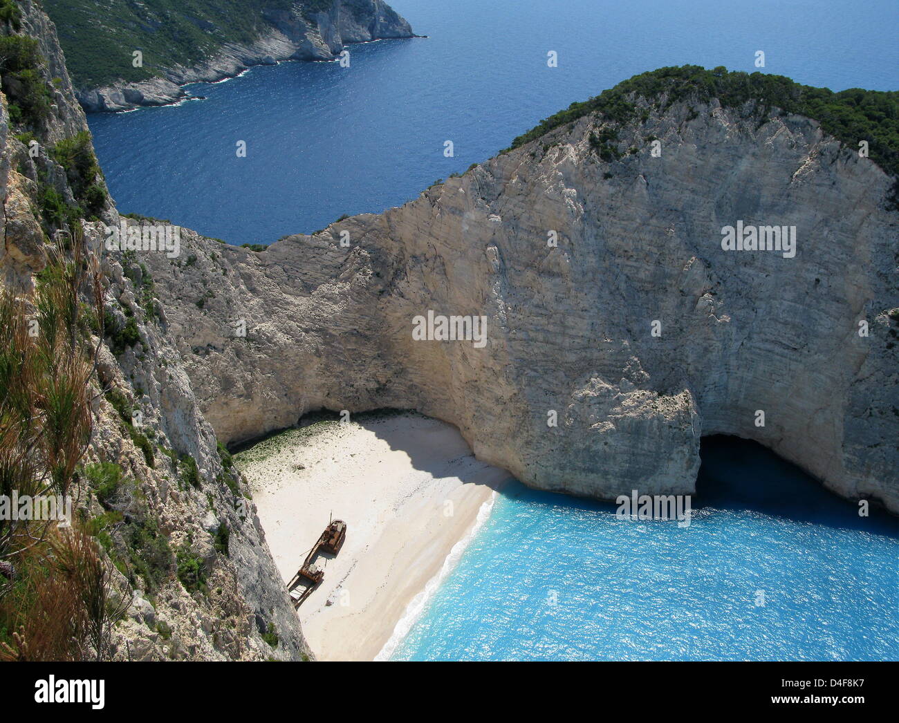 The picture shows Shipwreck Beach on the west coast of the island of ...