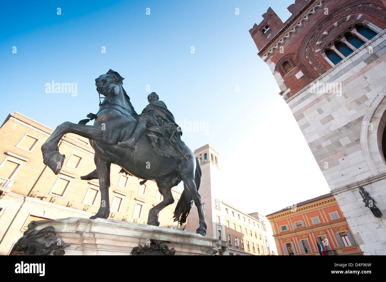 Italy, Emilia Romagna, Piacenza, Piazza Cavalli Square, Statue of Duke ...