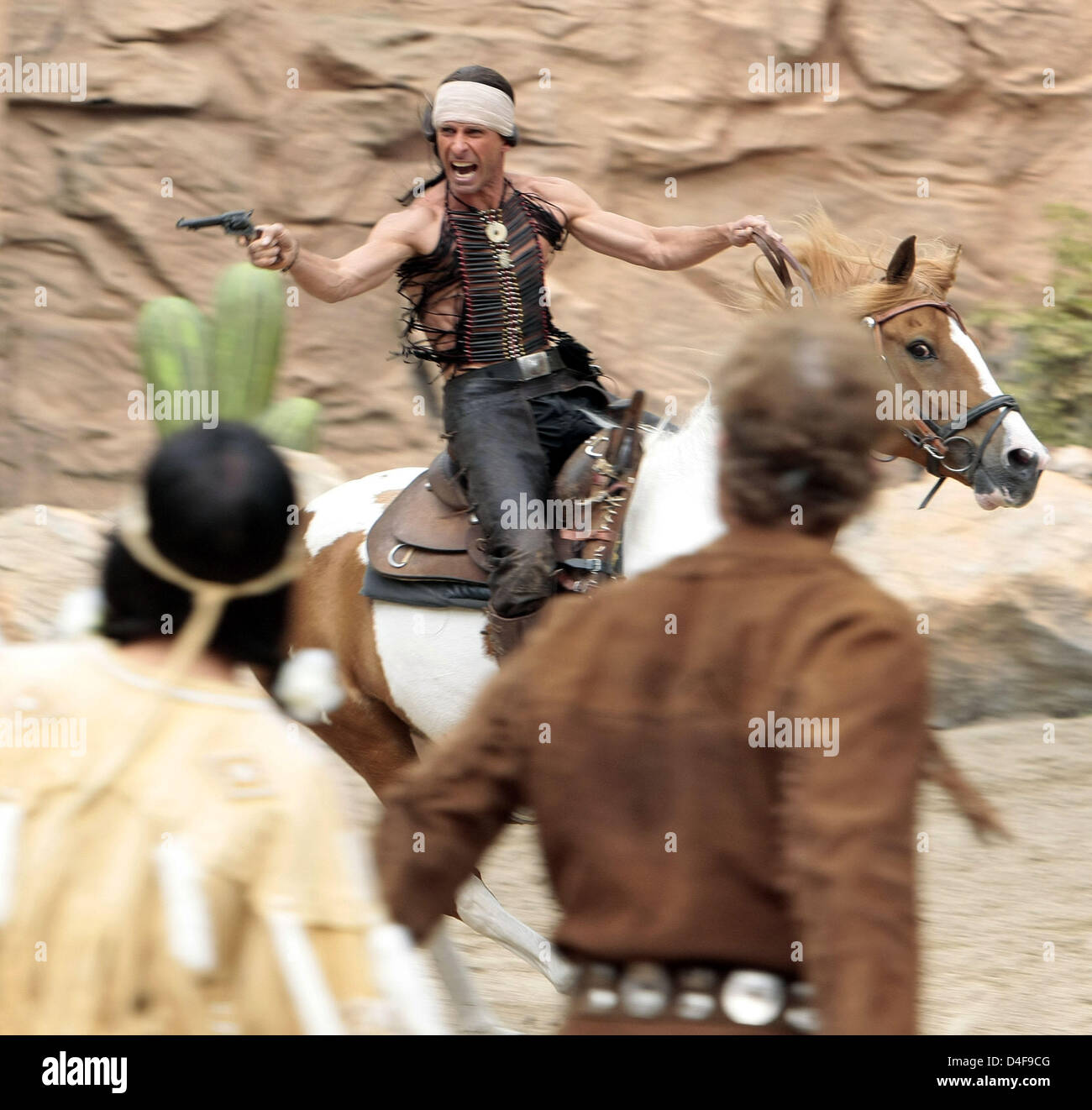 (L-R) Erol Sander as Winnetou, Nicolaus Koenig as Parranoh and ...