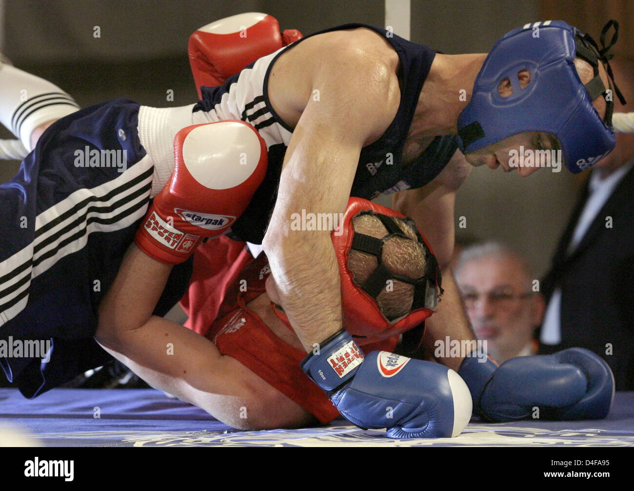 International boxing tournament hi-res stock photography and images - Alamy