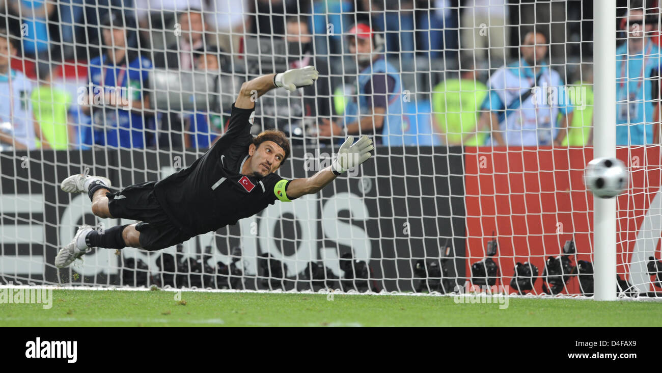 Turkish goalkeeper Recber Rustu in action during the penalty shot out ...