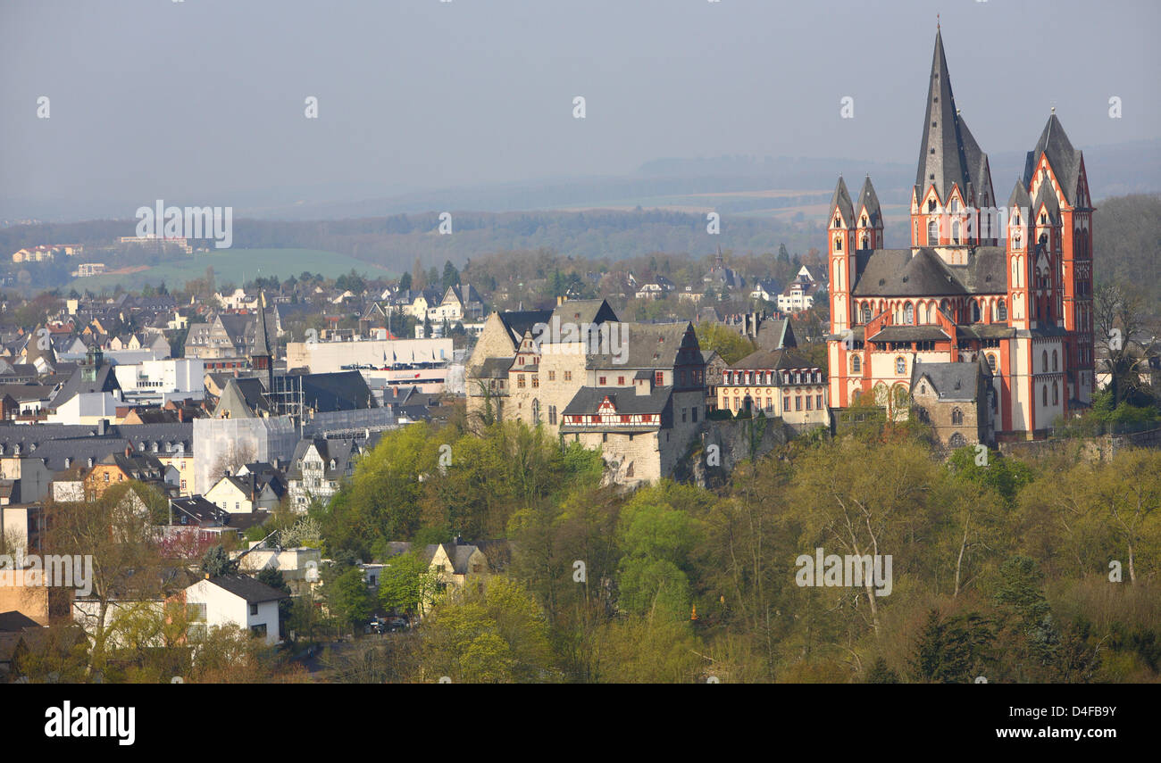 The picture shows the Limburg cathedral in Limburg, Germany, 23 April ...