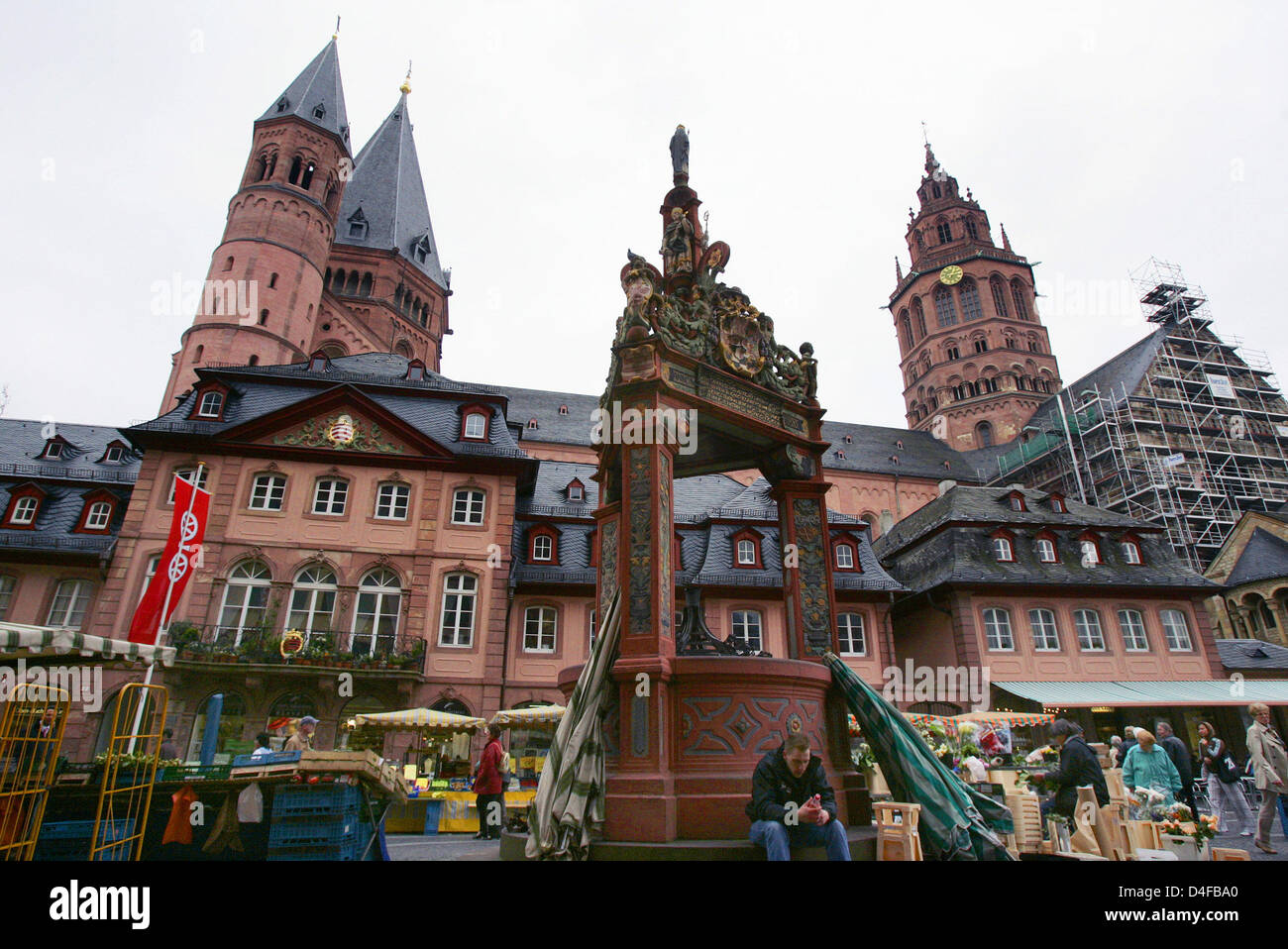 Mainz market square in mainz hi-res stock photography and images - Alamy