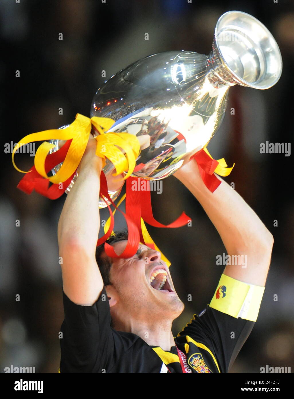The spanish goalkeeper hi-res stock photography and images - Alamy