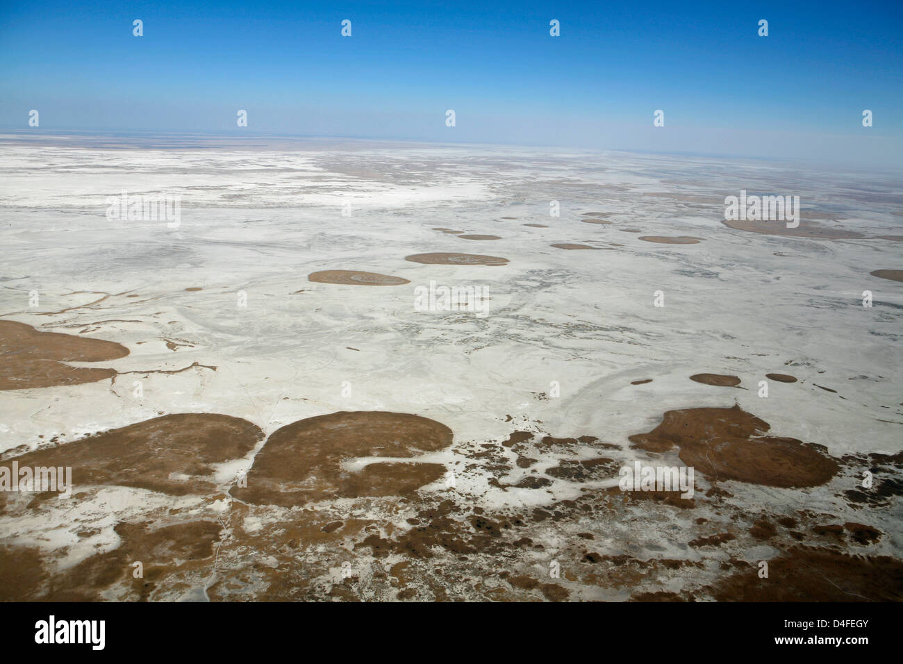Makgadikgadi pan botswana aerial hi-res stock photography and images ...
