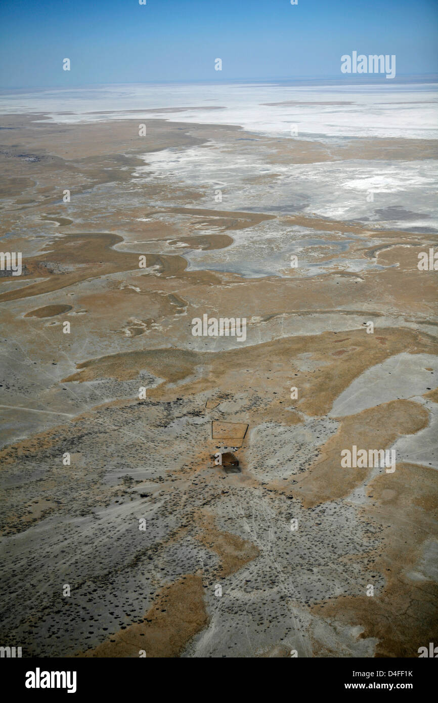 The Makgadikgadi salt Pan, northeastern Botswana Stock Photo - Alamy