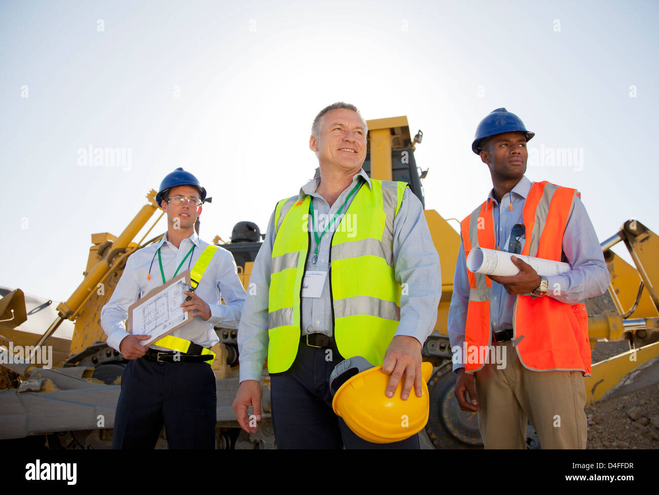 Hard hat clipboard hi-res stock photography and images - Alamy