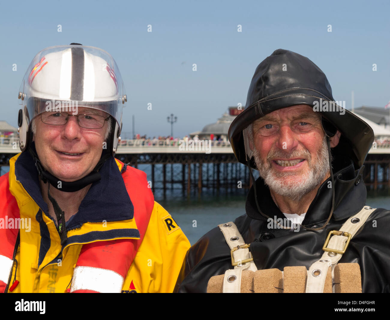 Uk charity rnli hi-res stock photography and images - Alamy