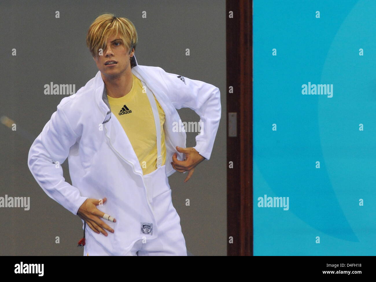 German fencer Peter Joppich seen during a practice session in the ...