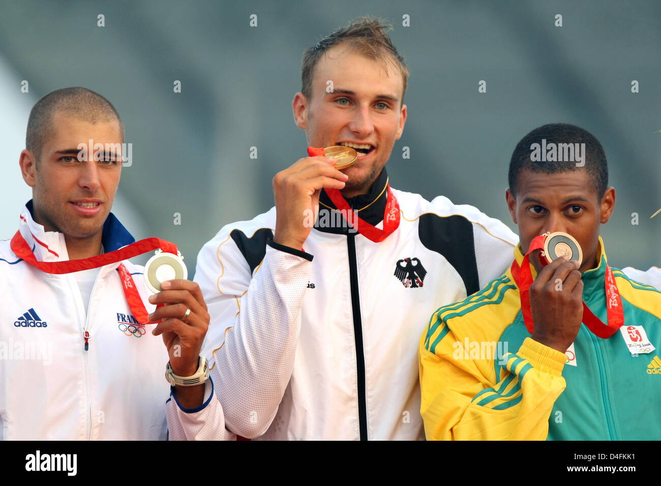 Silvermedallist Fabien Lefevre (L-)R) from France, goldmedal winner ...