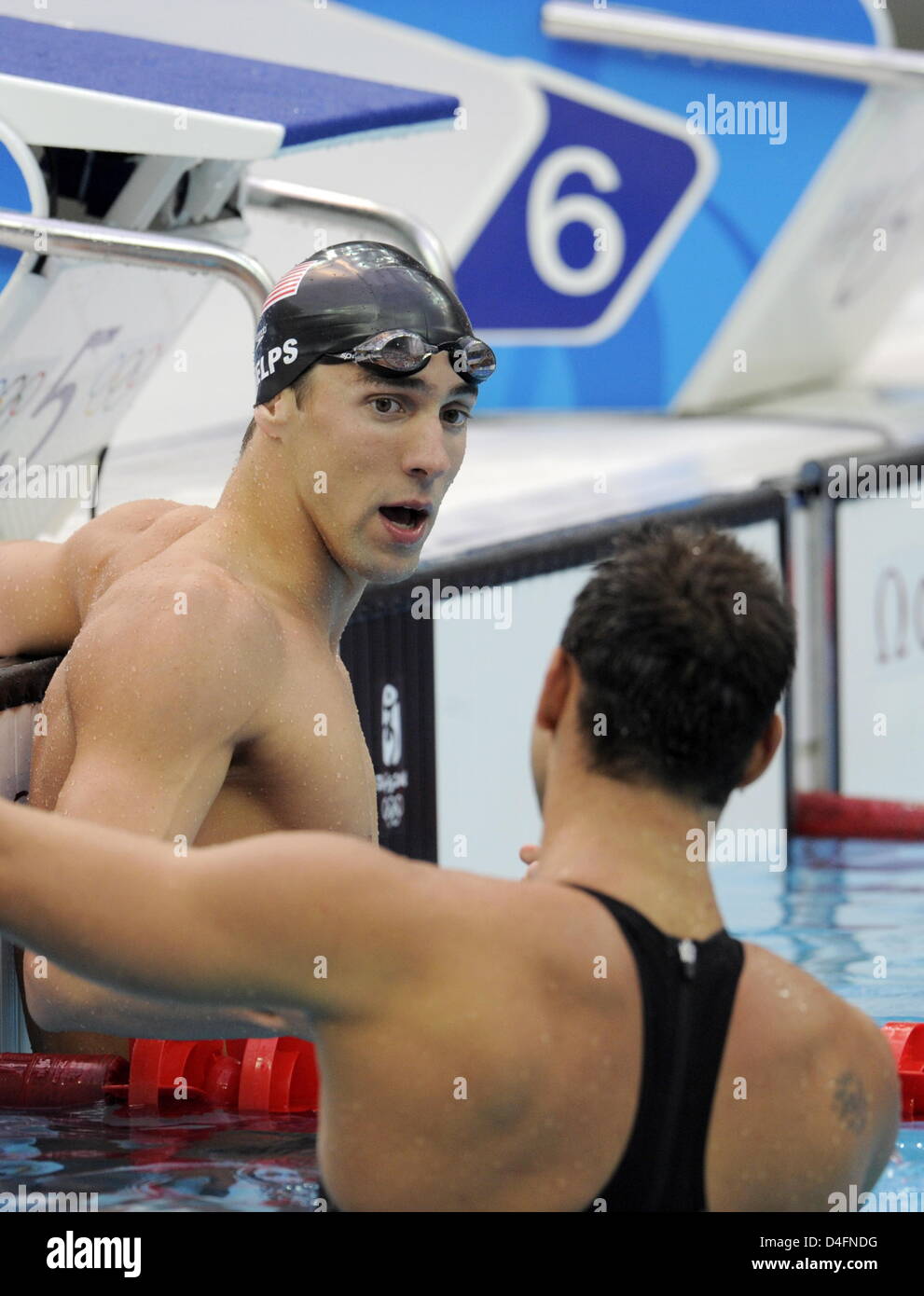 Michael phelps milorad cavic mens hi-res stock photography and images ...