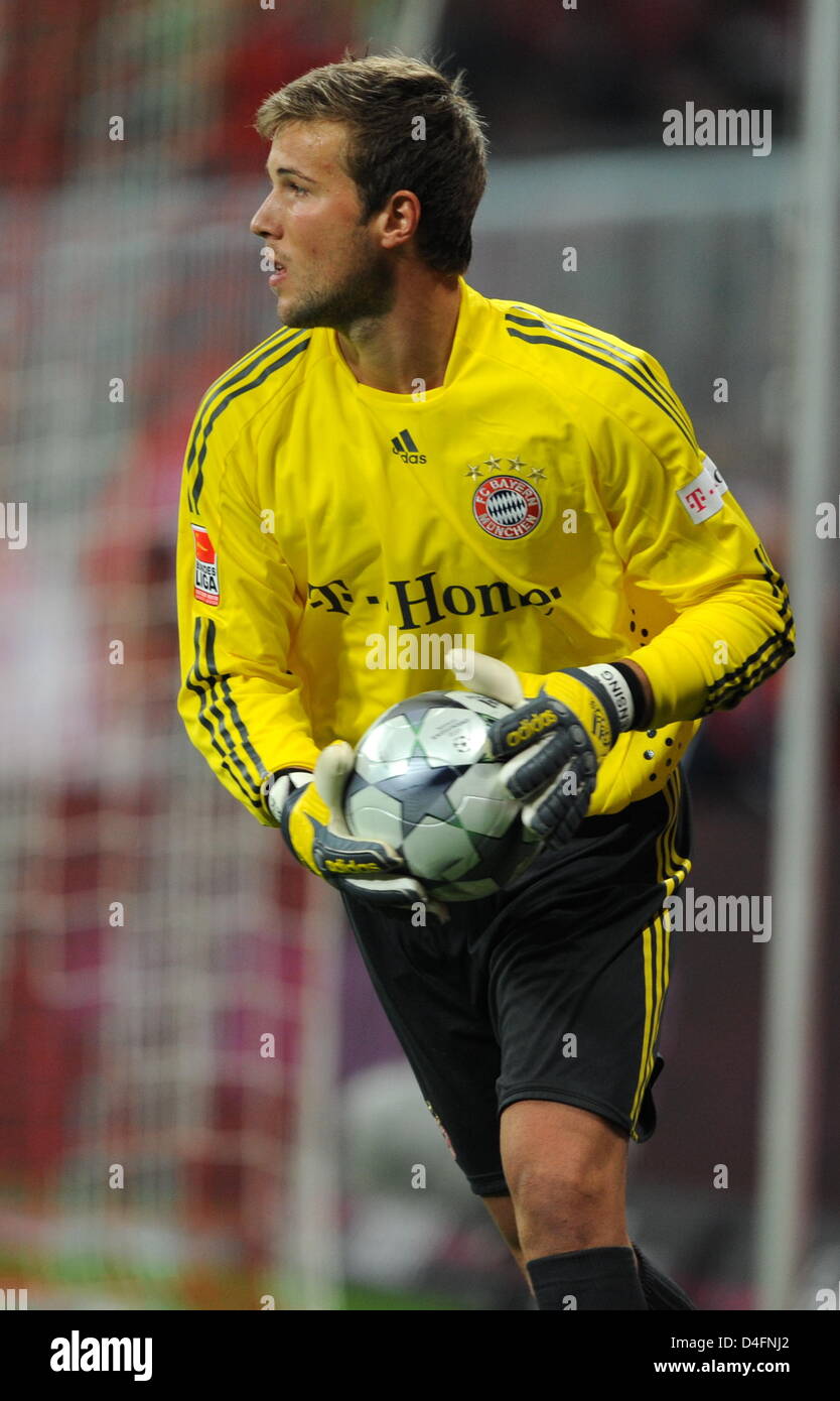 Goalkeeper Michael Rensing of Bayern Munich seen in action during the ...