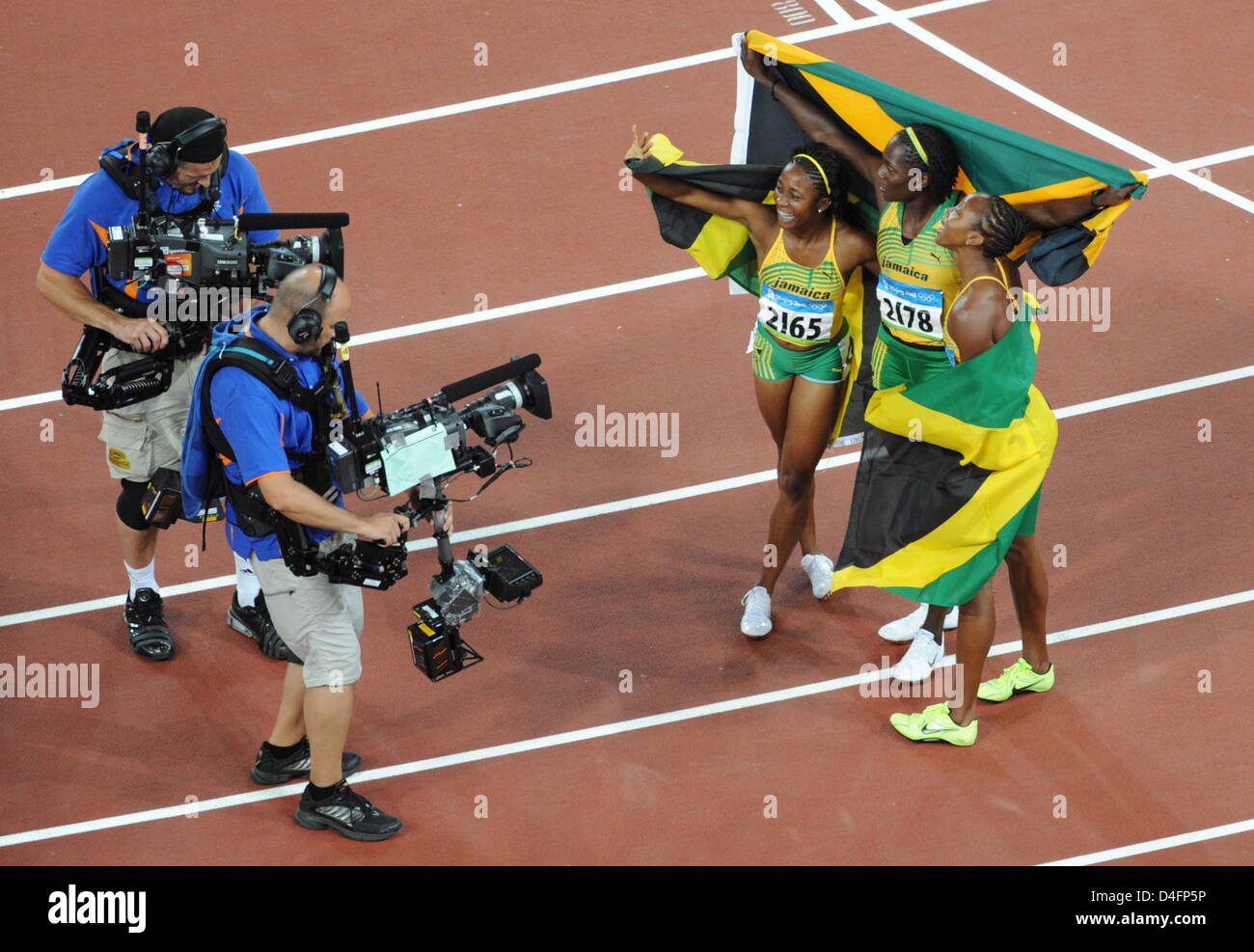 Shelly-Ann Fraser (L-R), Kerron Stewart and Sherone Simpson of Jamaica ...