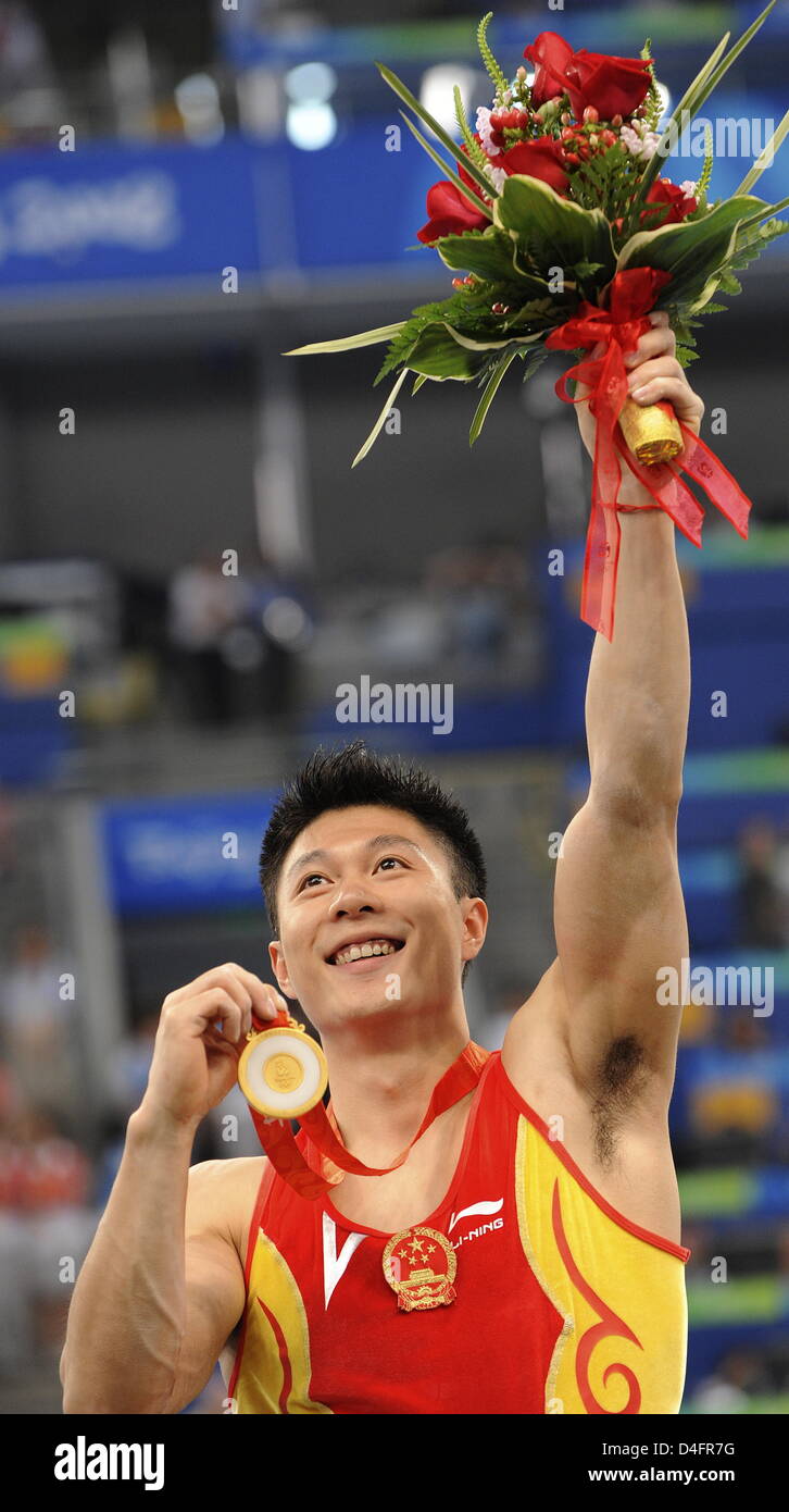 Li Xiaopeng of China celebrates winning the Gold medal in the Men's ...