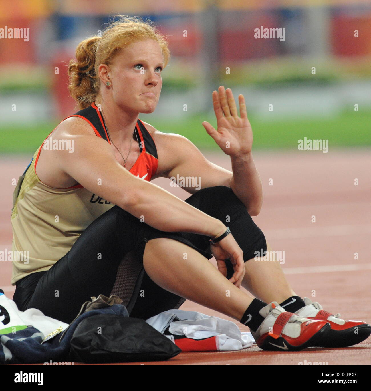 Betty Heidler gestures during Women's Hammer Throw Final in the ...