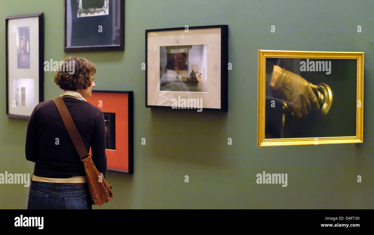 A woman eyes exhibits of the exhibition 'The Collections of Barbara ...