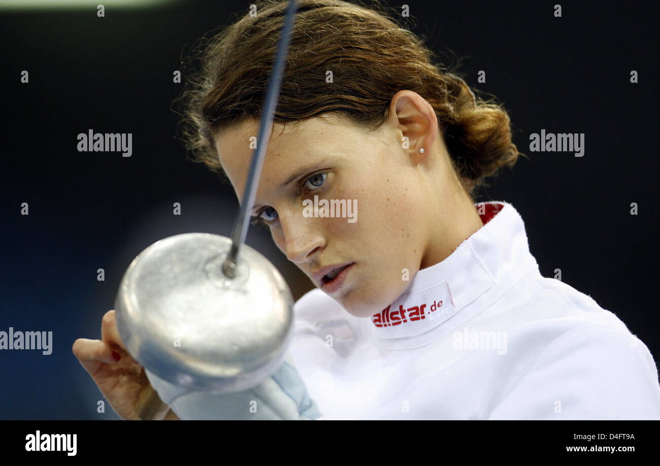Lena Schoeneborn of Germany prepares for the Women's Fencing Epee One ...