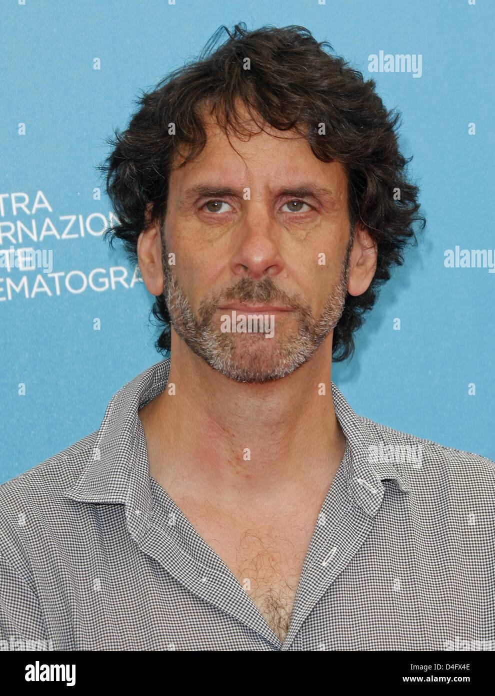 Film head shot movie single hi-res stock photography and images - Alamy