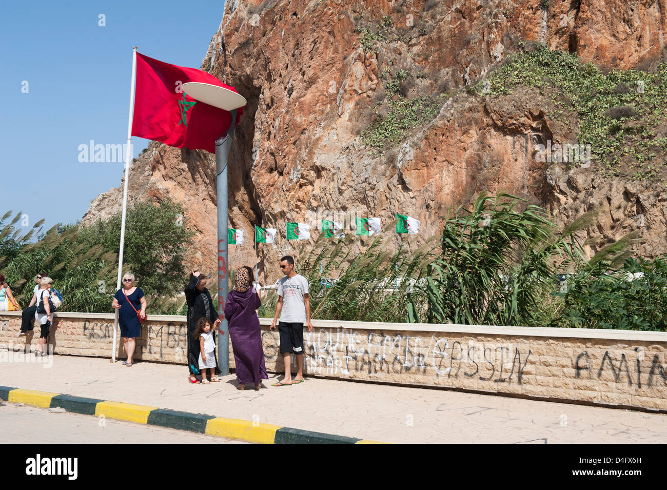 Moroccan flag on the border with Algeria Stock Photo - Alamy