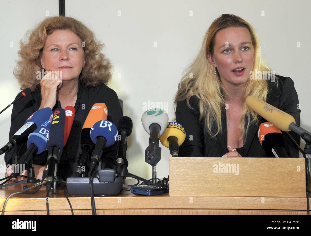 Eva Wagner-Pasquier (L) and her half-sister Katharina Wagner give a ...