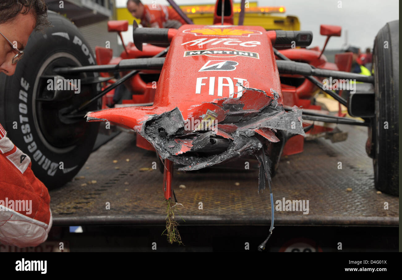 Kimi 2008 crash hi-res stock photography and images - Alamy