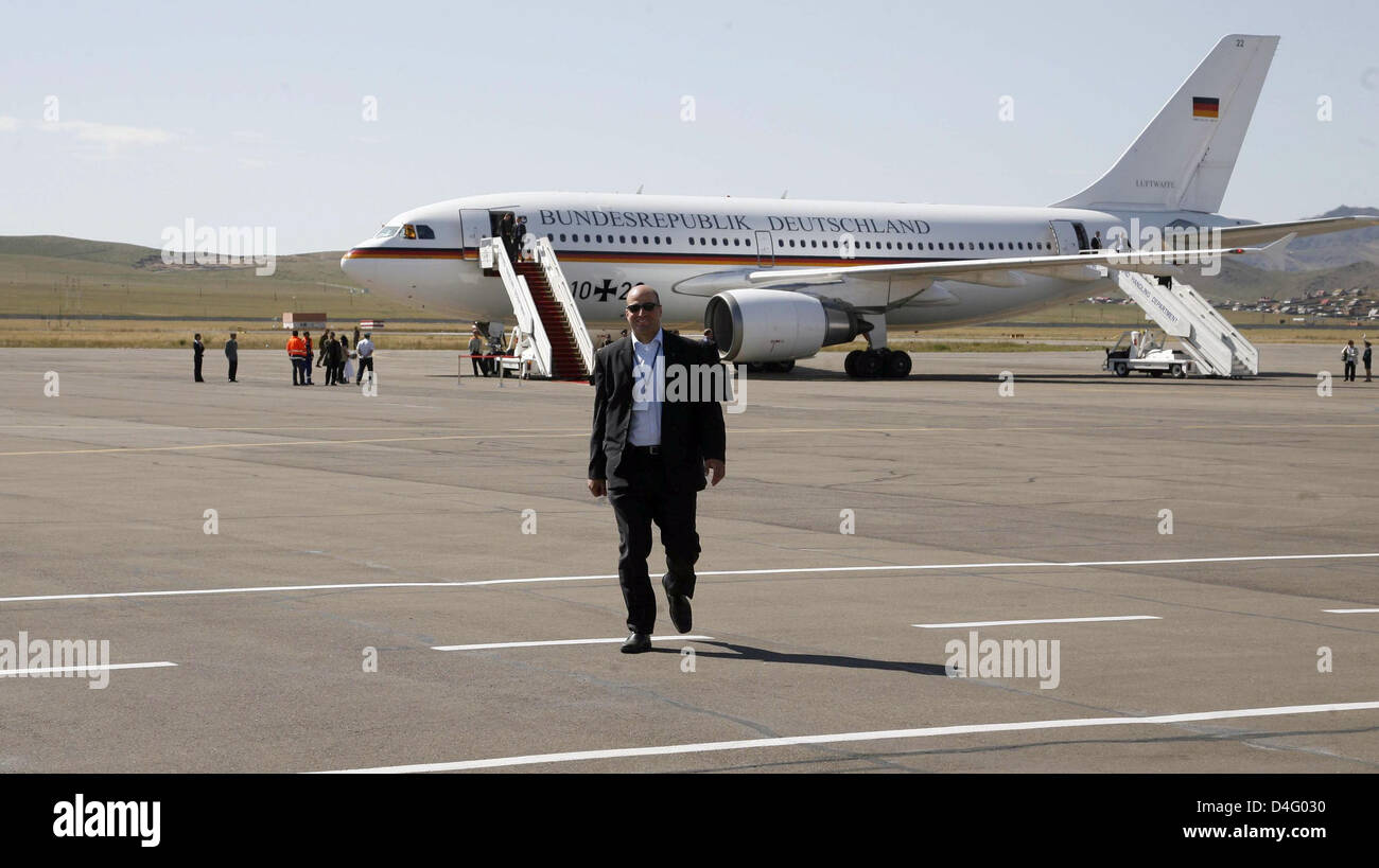 Captured german aircraft hi-res stock photography and images - Alamy