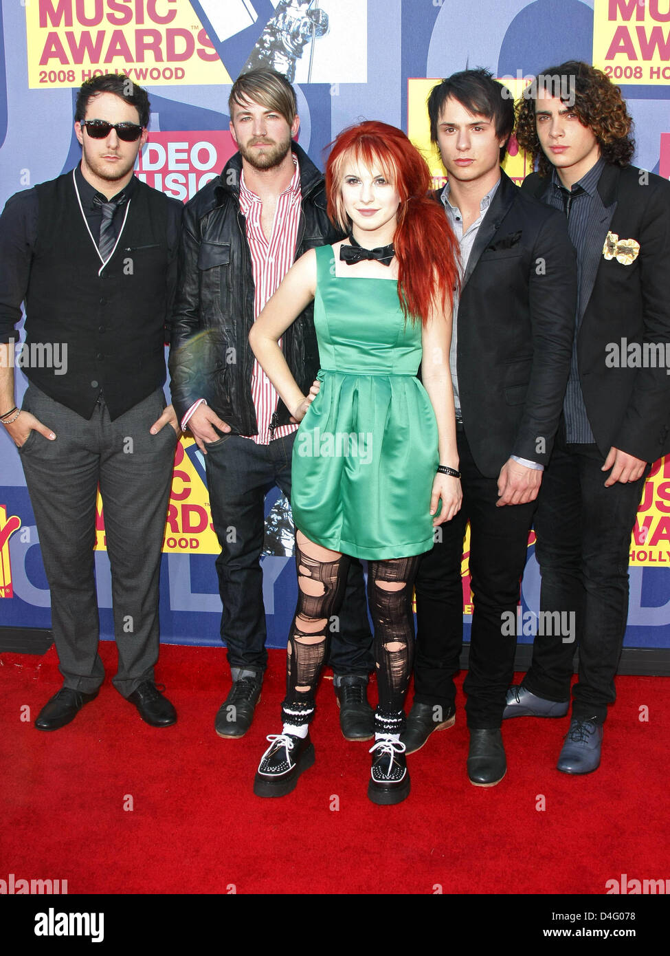 US band 'Paramore' arrives at the 2008 MTV Video Music Awards at ...