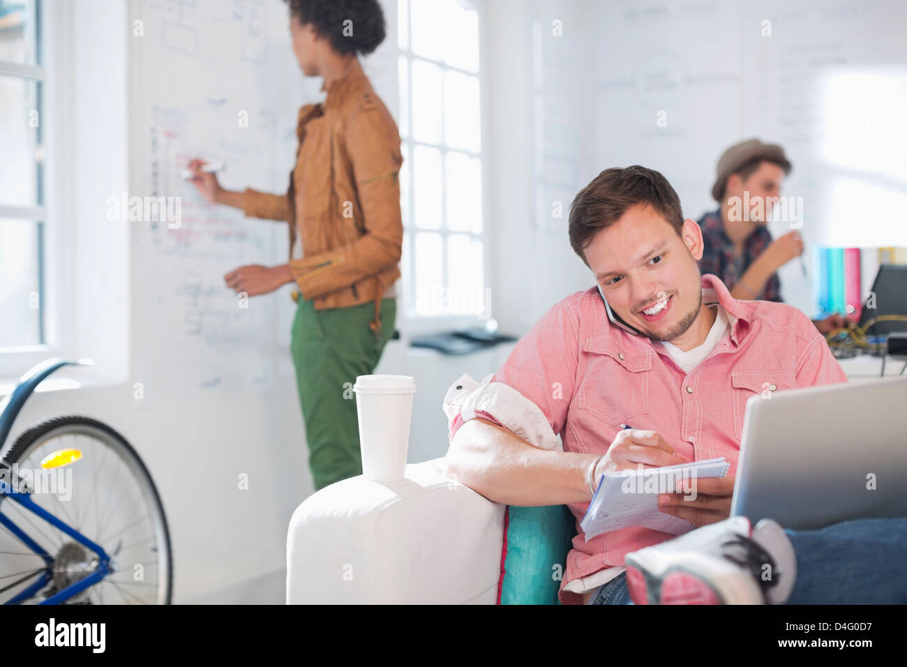 Taking viewing hi-res stock photography and images - Alamy