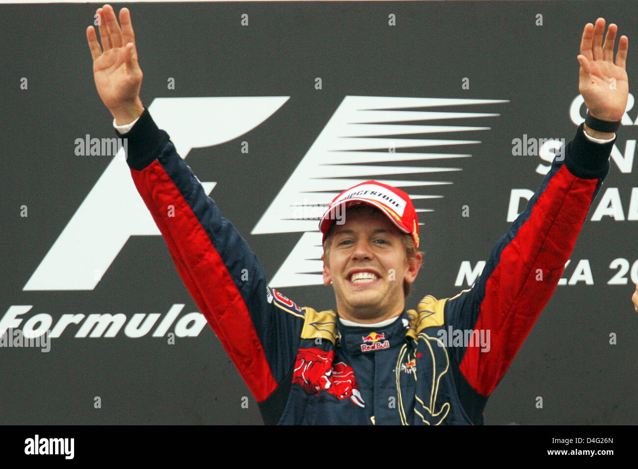 Sebastian vettel toro rosso 2008 hi-res stock photography and images ...