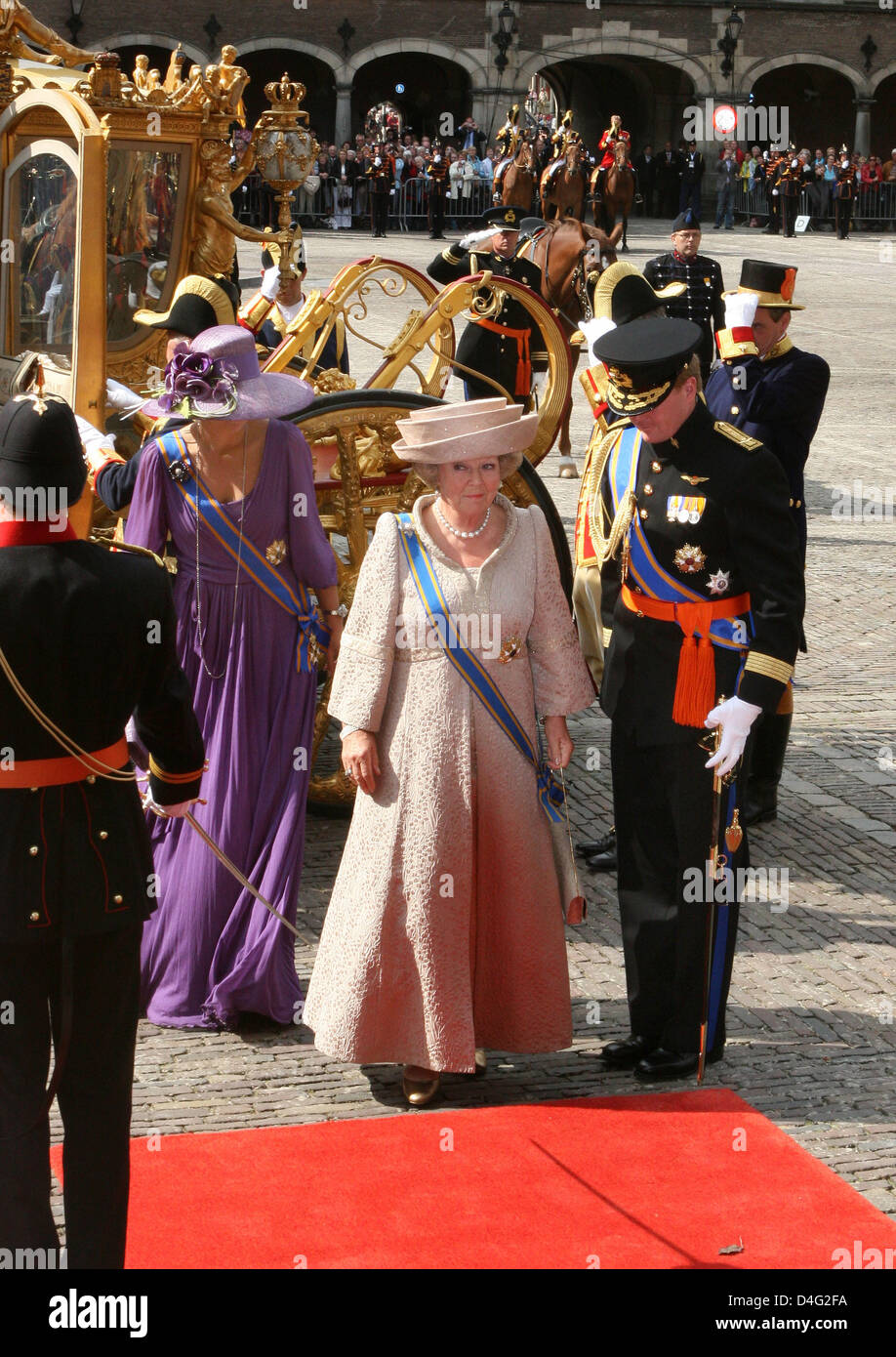 Dutch Queen Beatrix (C) with her son Crown Prince Willem-Alexander (R ...