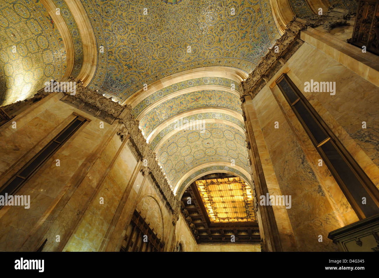 Woolworth building interior hi-res stock photography and images - Alamy