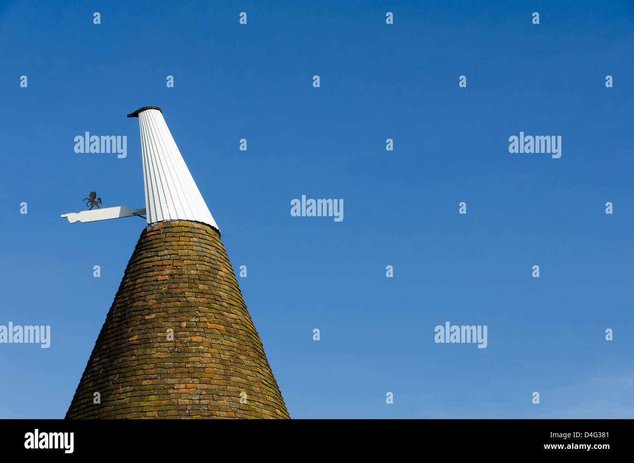 Oast house kent hi-res stock photography and images - Alamy