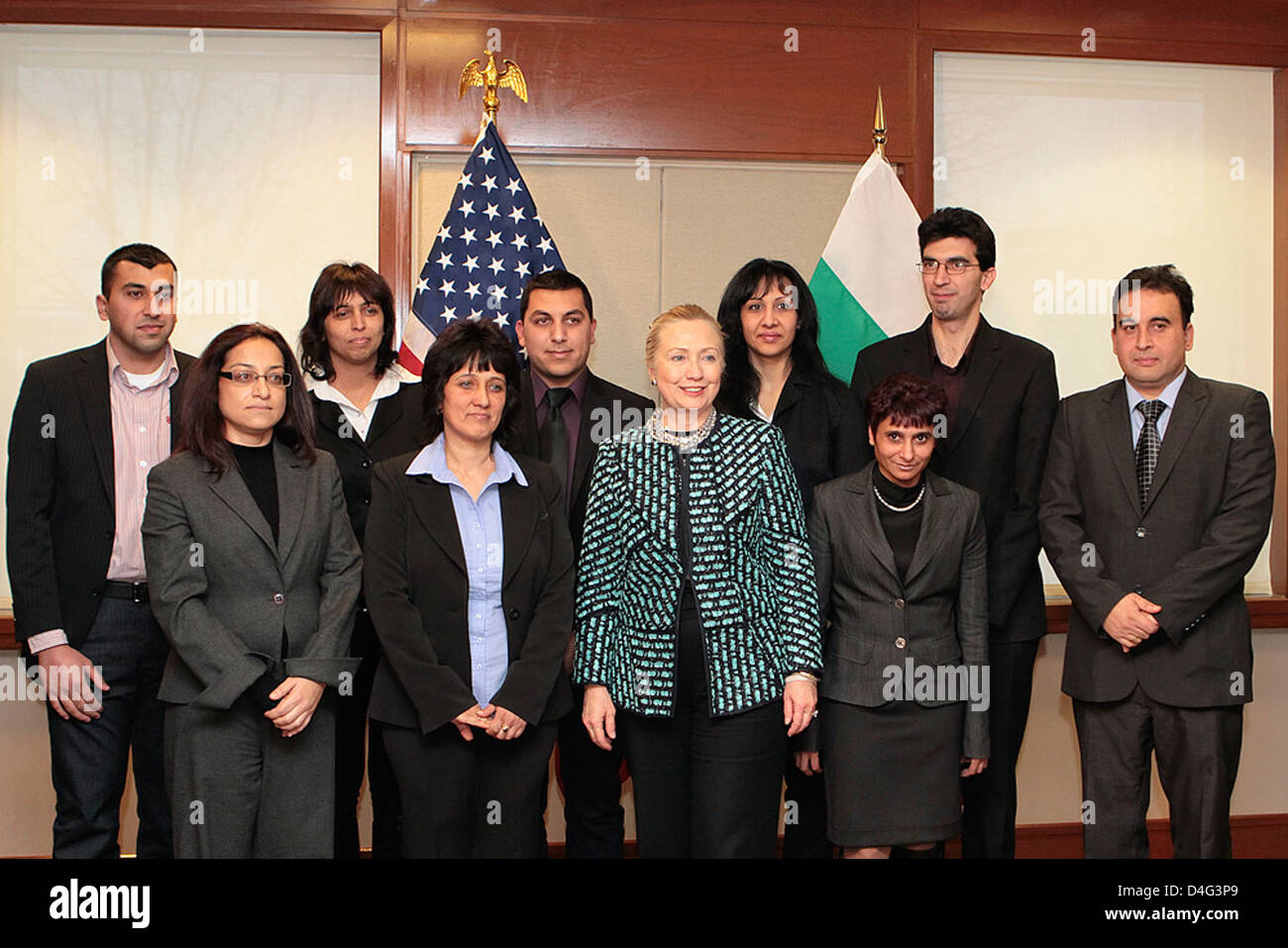 Secretary Clinton and Roma NGO Members Pose for a Photo Stock Photo - Alamy