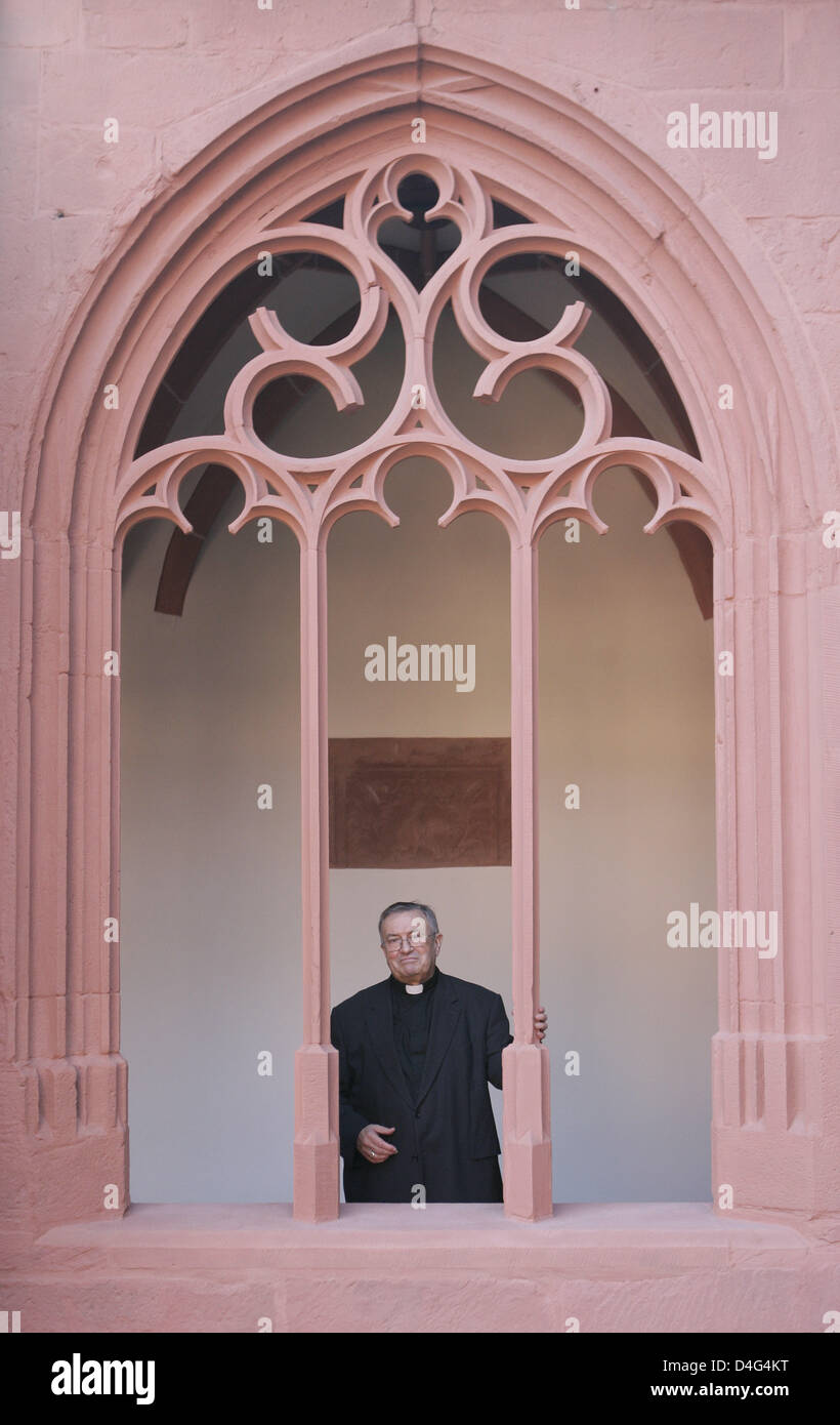 Cardinal Karl Lehmann poses in Mainz, Germany, 27 September 2008 ...