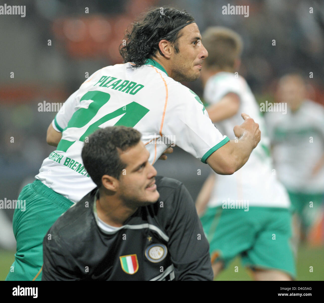 Julio cesar inter milan hi-res stock photography and images - Alamy