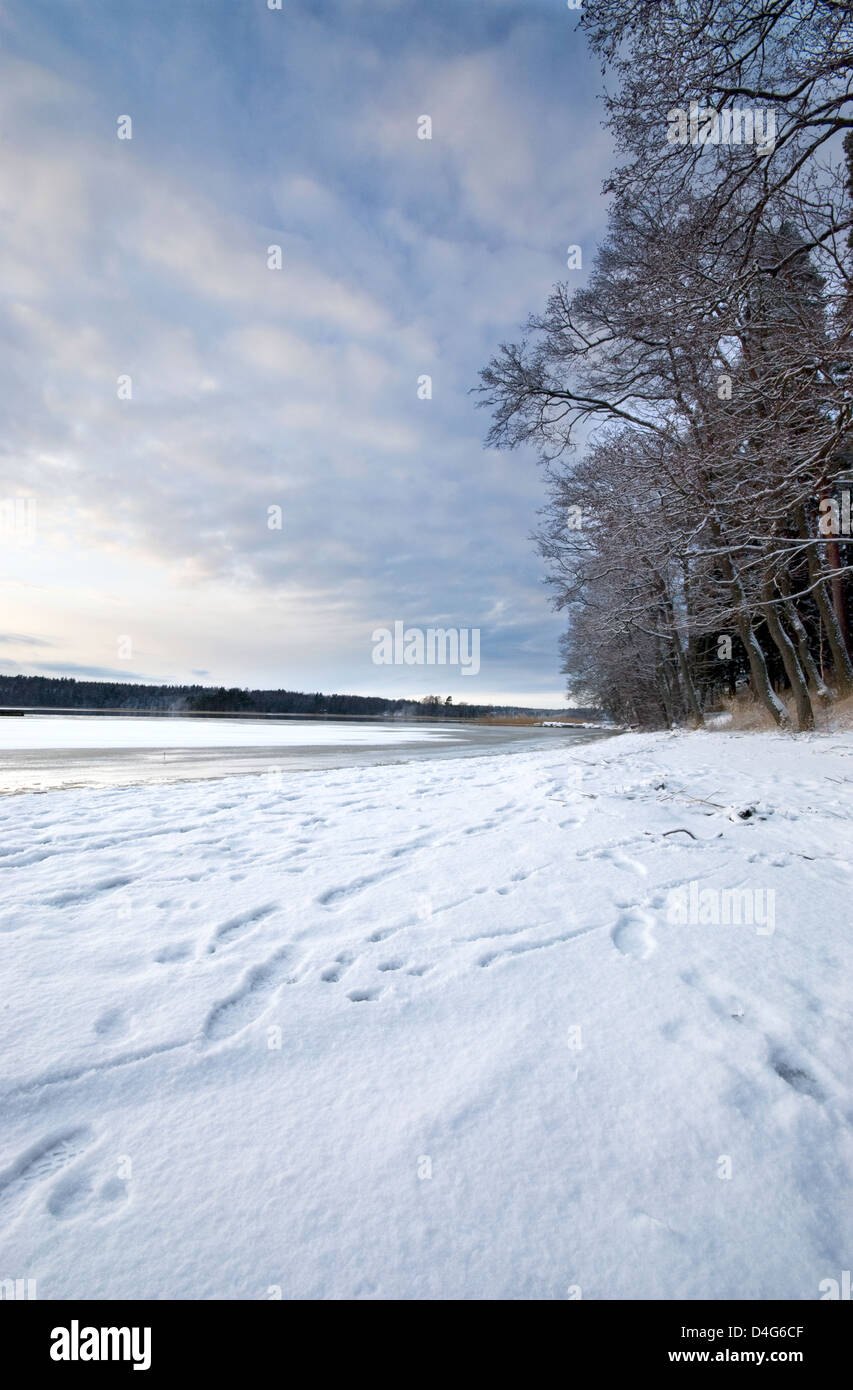Frozen bay hi-res stock photography and images - Alamy