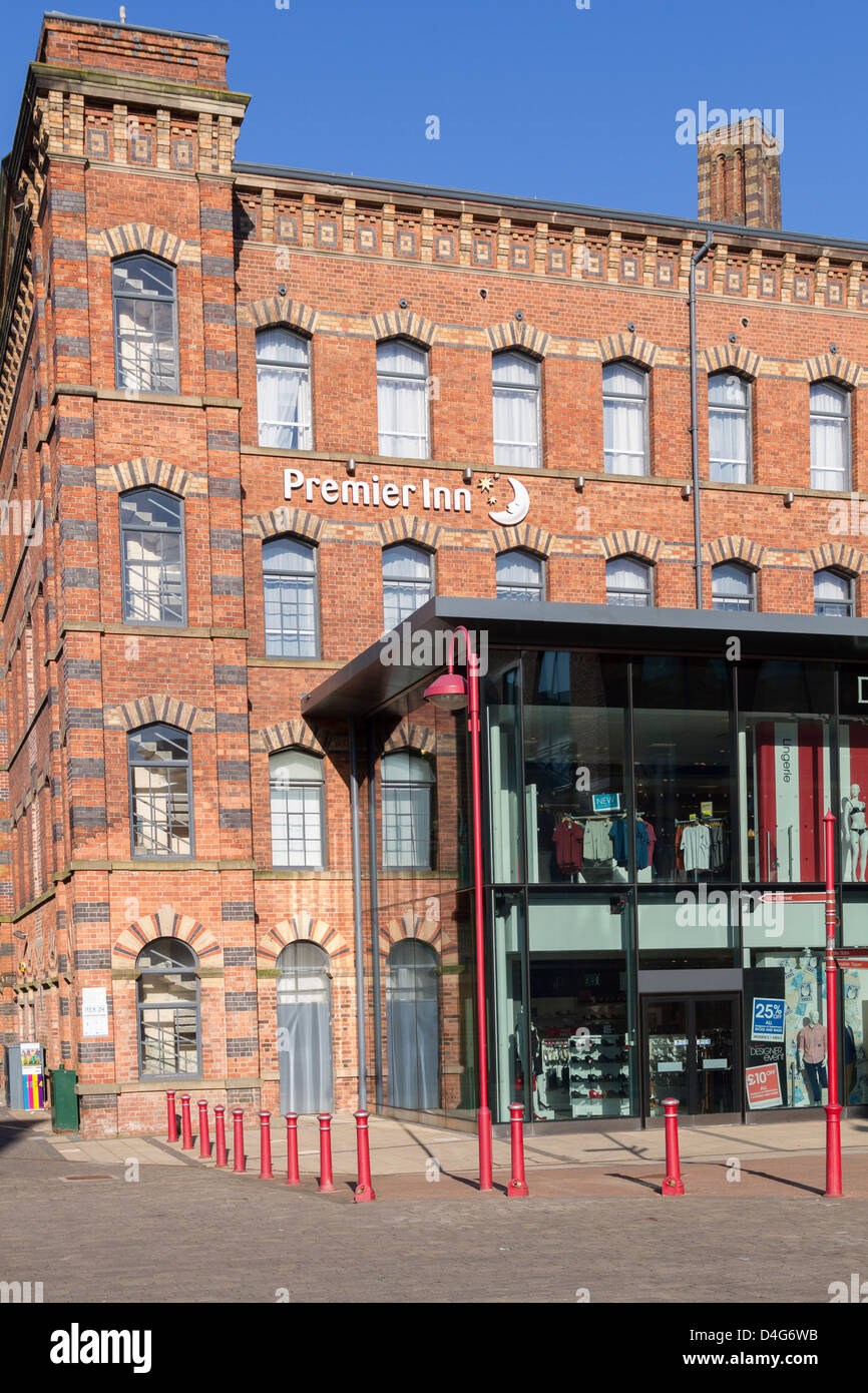 Premier Inn in Kidderminster Stock Photo - Alamy