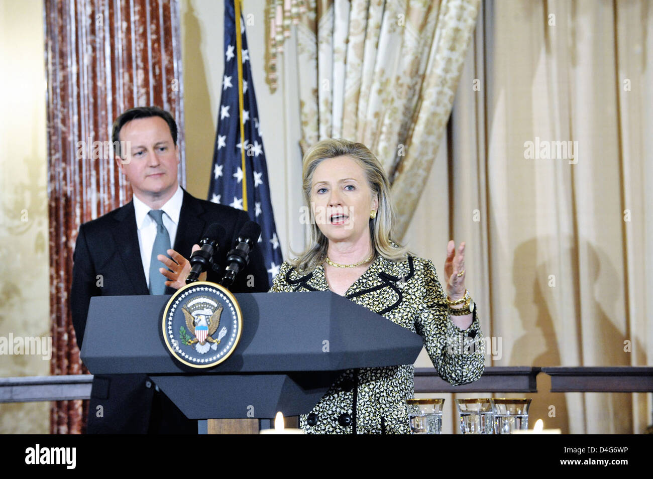 Uk relationship hi-res stock photography and images - Alamy