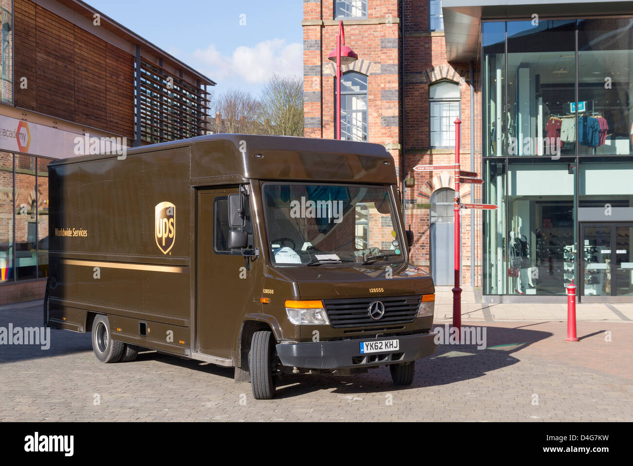 Ups Vehicle Delivery Van High Resolution Stock Photography and Images ...