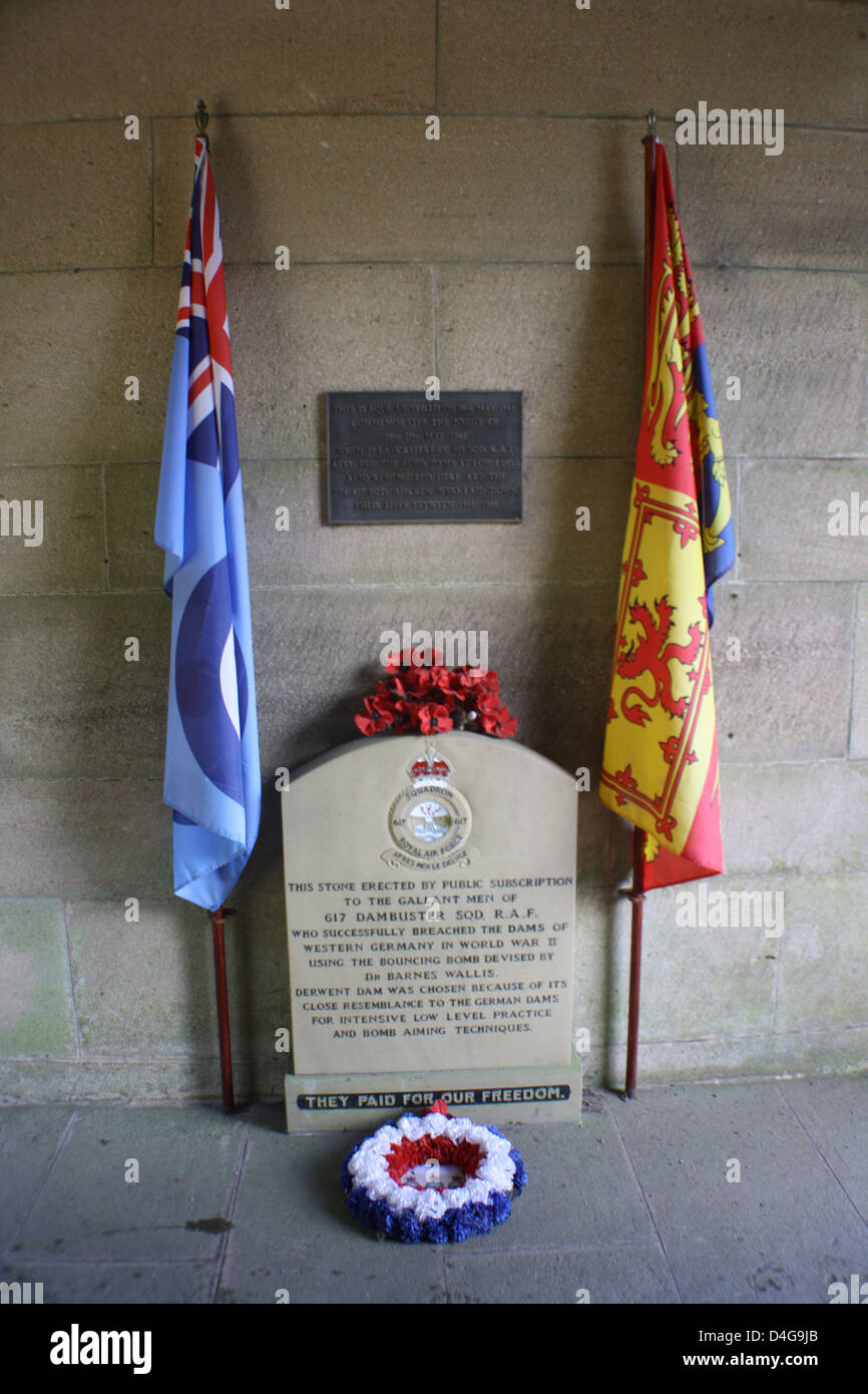 Derwent dam memorial hi-res stock photography and images - Alamy