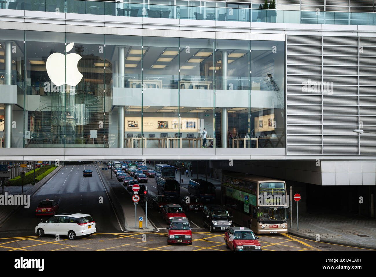 The Apple Store in Hong Kong Stock Photo - Alamy