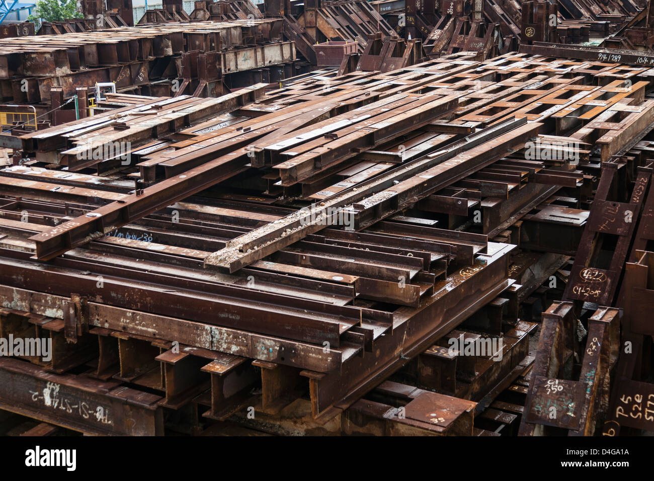 Construction steel i beams hi-res stock photography and images - Alamy