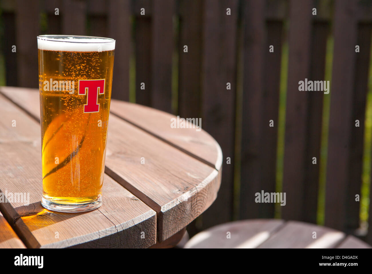 PINT OF TENNENTS LAGER Stock Photo - Alamy