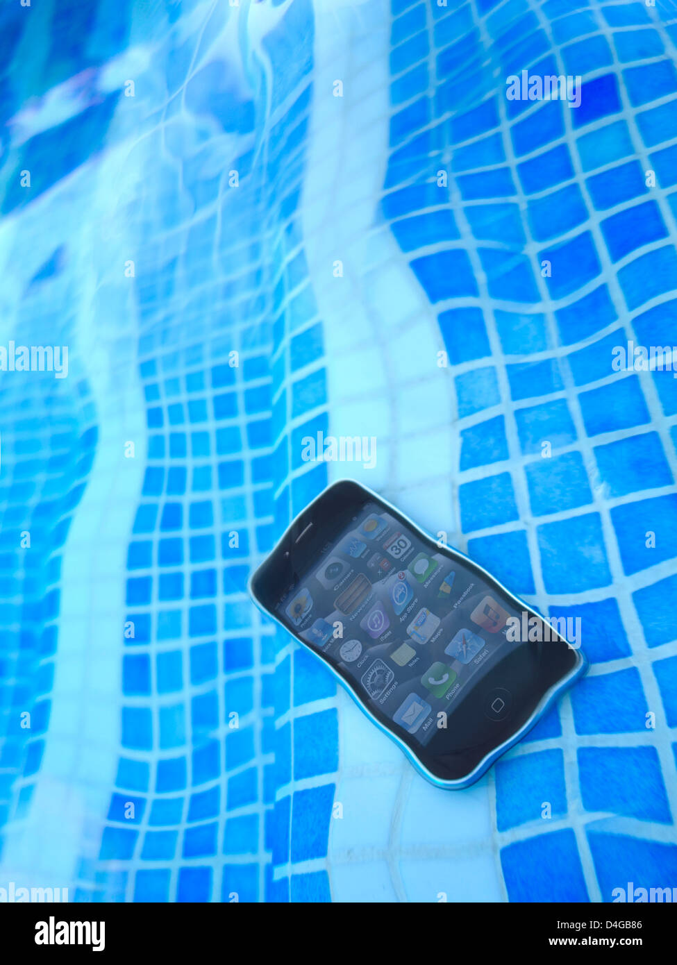 Pool damage hi-res stock photography and images - Alamy