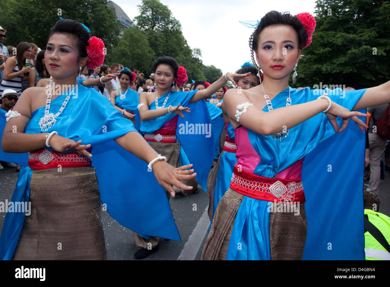 Berlin, Germany, Asian dancers at the Carnival of Cultures Stock Photo ...