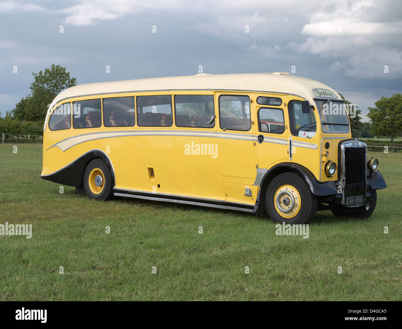 Vintage Leyland bus at Morton steam and vintage weekend Stock Photo - Alamy